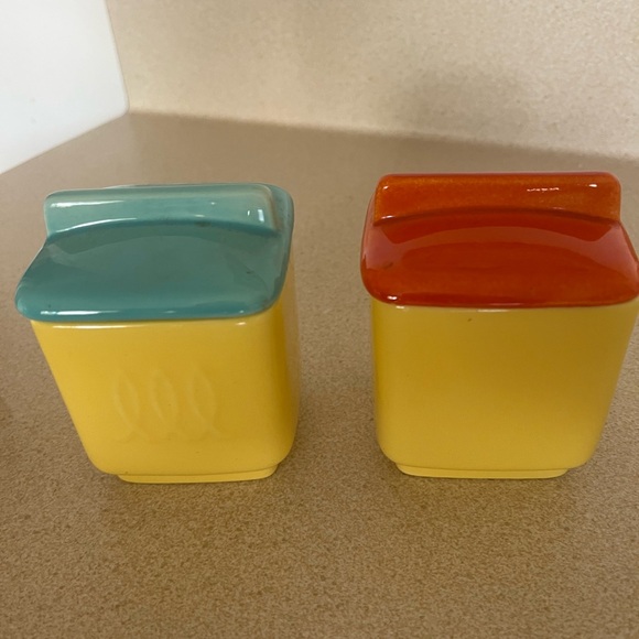 Kitchen | Vintage Ceramic Containers With Teal And Orange Lids | Poshmark